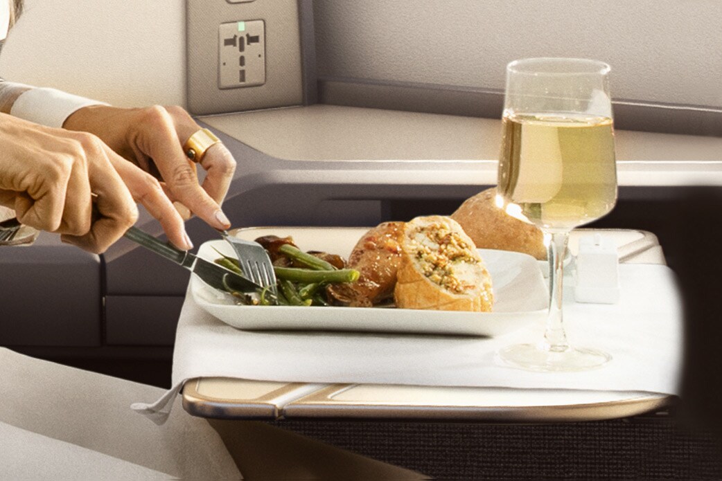 Fly With Delta | Compare Flight Classes & Services | Delta Air Lines Fly With Delta | Compare Flight Classes & Services | Delta Air Lines